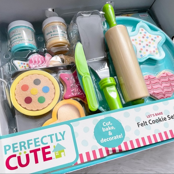 Perfectly Cute | Toys | Perfectly Cute Lets Bake Felt Cookie Set | Poshmark